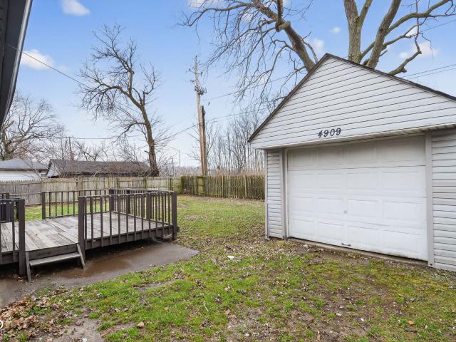 4909 Hyperion Court