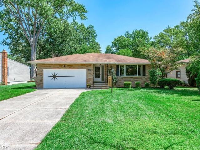 4909 Porter Rd, North Olmsted, OH 44070