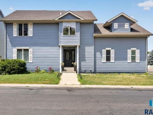 4909 S Kalen Pl, Sioux Falls, SD 57108