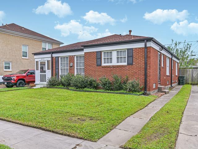 4909 Travis Drive