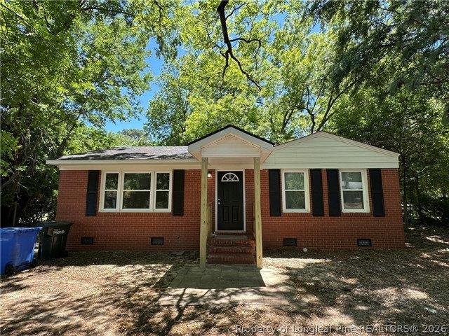 4909 Walnut Dr, Fayetteville, NC 28304