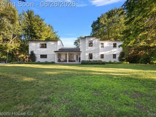 49001 Hanford Rd, Canton, MI 48187