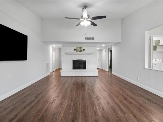 4900 Avery Circle