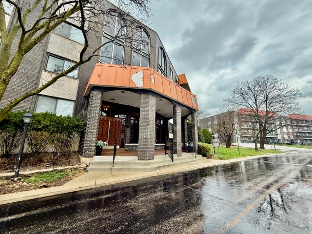 4900 Foster St, Unit 407, Skokie, IL 60077 | Compass