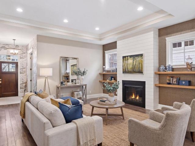 4900 Hawthorne Court
