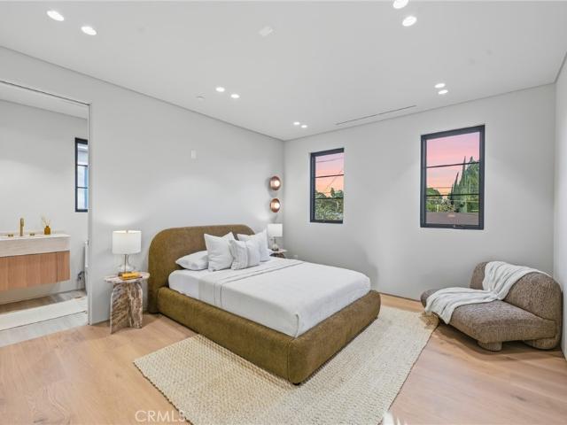 4900 Valjean Ave, Encino, CA 91436 | MLS #SR26109