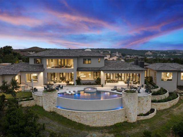 4901 Mirador Dr, Austin, TX 78735 | MLS #2744 | Compass