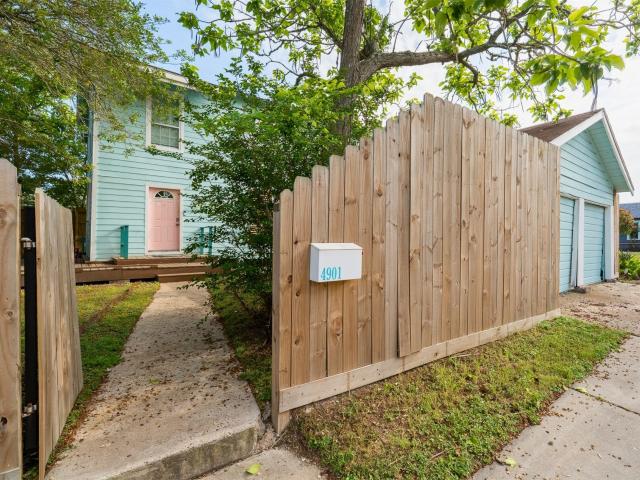 4901 Avenue O 1/2, Galveston, TX 77551 | MLS #41486 | Compass
