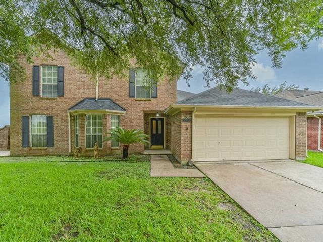 4901 Archway Dr, La Porte, TX 77571