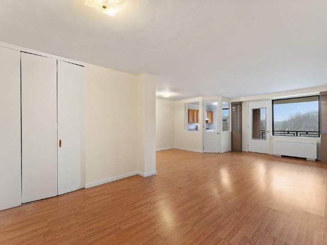 4901 Henry Hudson Parkway West, Bronx, NY