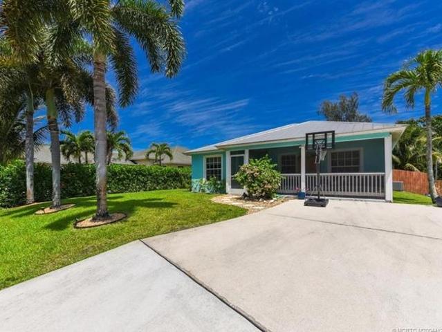 4901 SE Kingfish Ave, Stuart, FL 34997