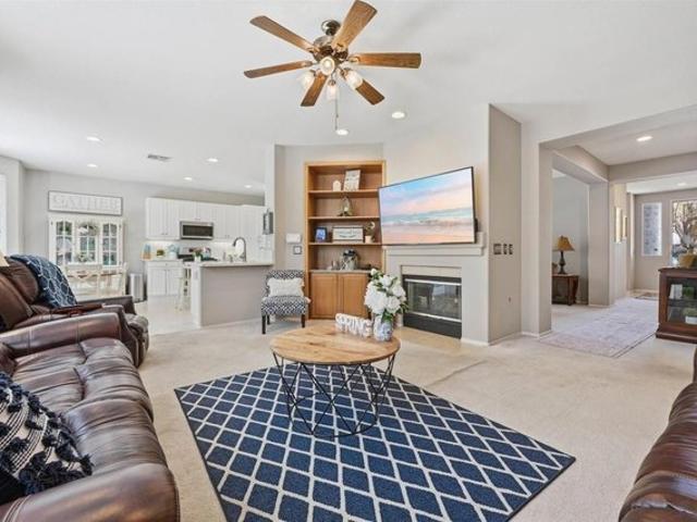 4901 Tropea St, Oceanside, CA 92057