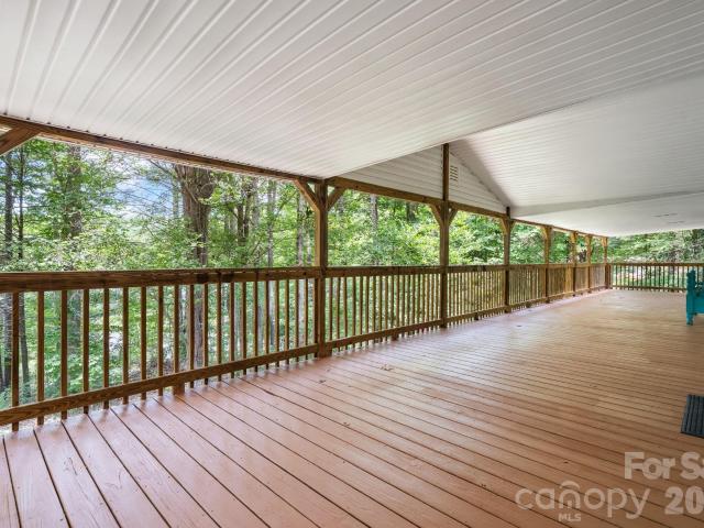4901 Uncle Freds Place
