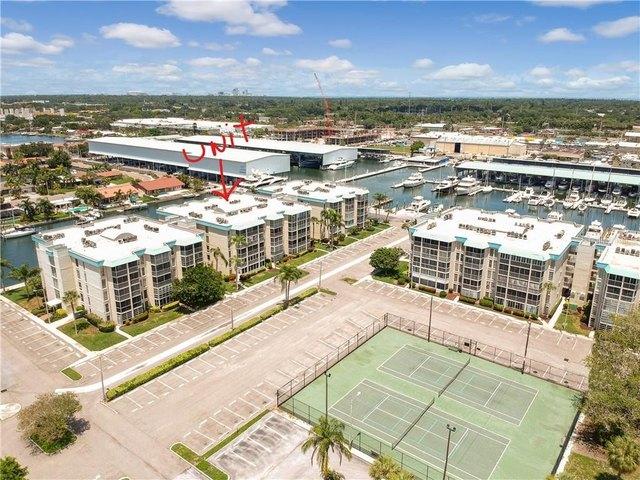 4902 38th Way S Apt 206, Saint Petersburg, FL 33711