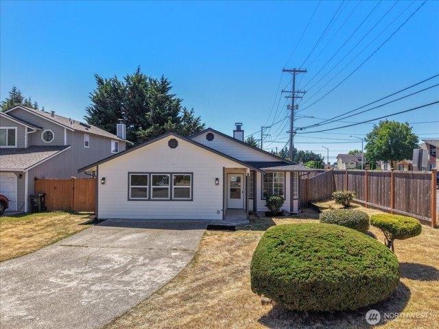 4902 33rd Street Ct NE, Tacoma, WA 98422