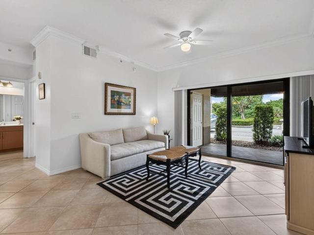 4903 Midtown Ln Apt 3116, Palm Beach Gardens, FL 33418