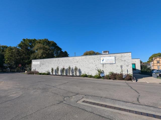 4903 Vine Street
