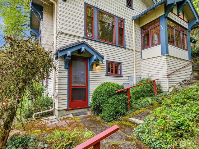 4903 31st Ave S, Seattle, WA 98108 | MLS #2515 | Compass