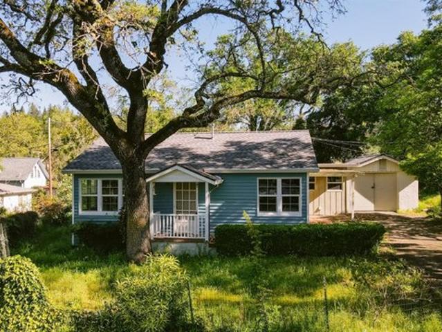 490 Cornish Ln, Angwin, CA 94508
