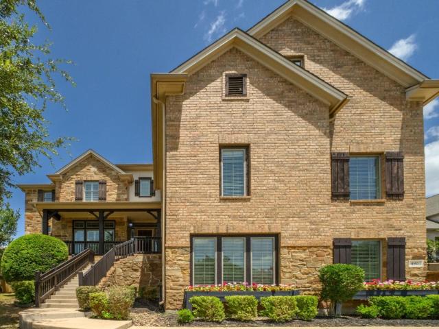 490 Aspen Dr