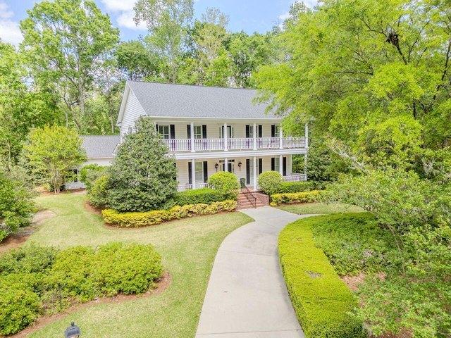 490 Barfield Dr, Summerville, SC 29485