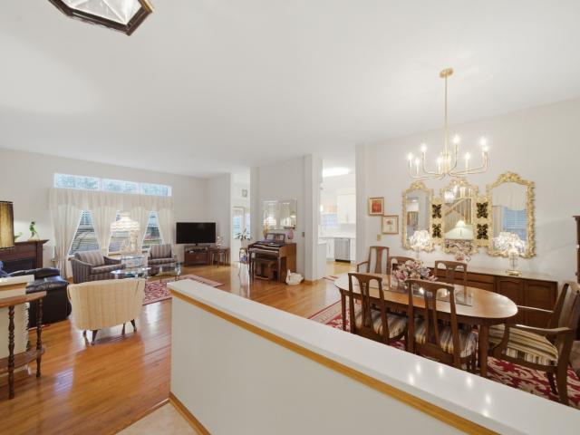 490 Beckett Crossing Dr, Mundelein, IL 60060 | MLS #12570 | Compass