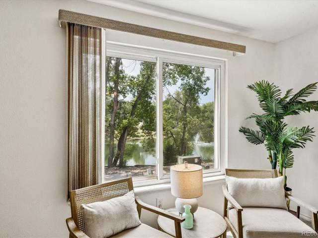 490 E Highline Circle