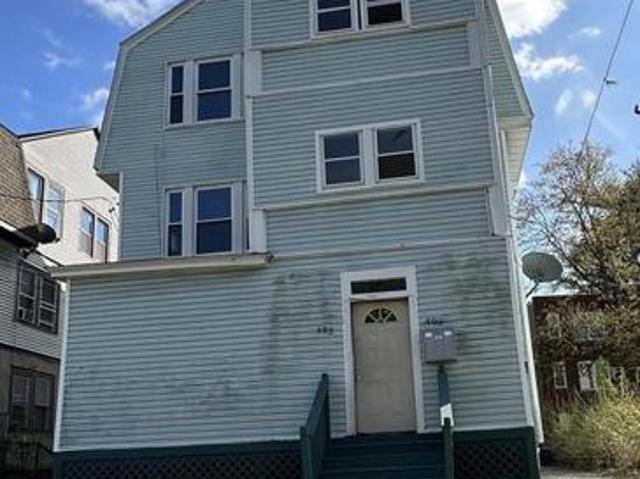 490 Edgewood St, Hartford, CT 06112