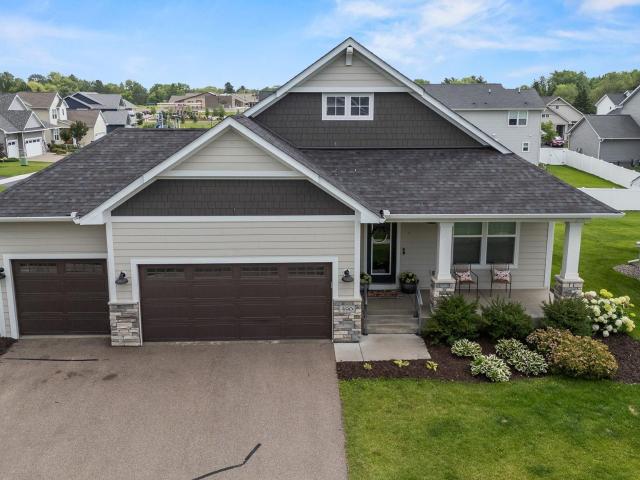 490 Elizabeth Way