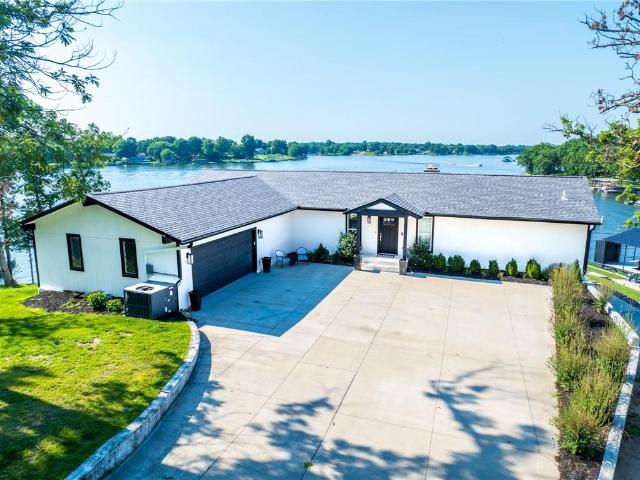 490 Lake Viking Terrace
