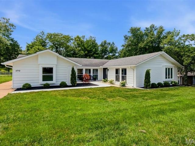 490 Maymont Dr, Ballwin, MO 63011