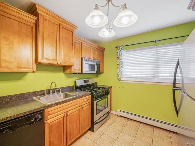 490 Main Street B 10