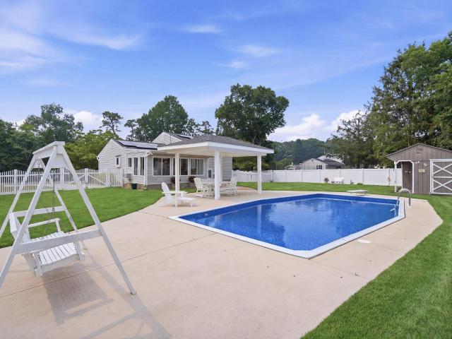 490 S Holly Ave