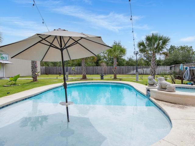 490 Quail Hollow Blvd, Chipley, FL 32428 | MLS #775618