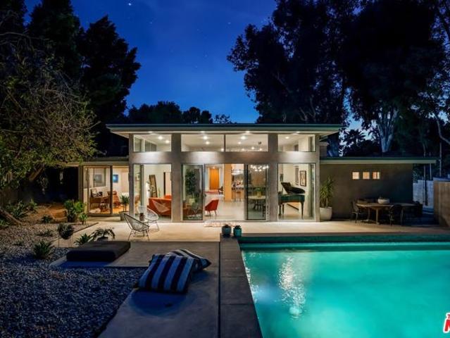 4914 Natoma Ave, Woodland Hills, CA 91364