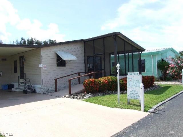 4914 Needle Fish Ln, St. James City, FL 33956 | MLS #2026008