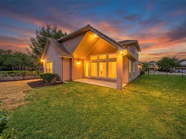 4914 Fairford Dr, Sugar Land, TX 77479 | MLS #93611