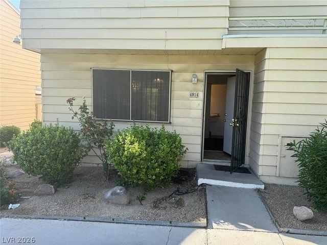 4914 Larkspur St, Las Vegas, NV 89120