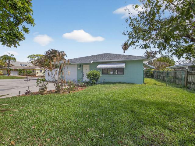 4914 Pine Knoll Way, Stuart, FL 34997 | Compass