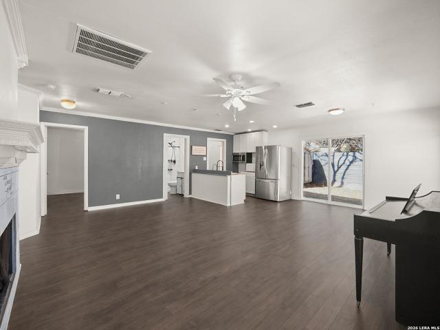 4915 Nuthatch St, San Antonio, TX 78217 | MLS #1939 | Compass