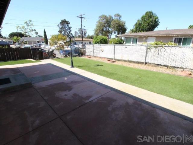 4915 Coconino Way