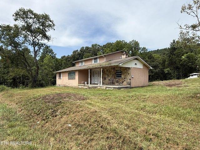 4915 E Raccoon Valley Dr, Powell, TN 37849