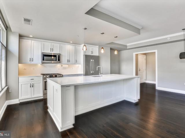 4915 Hampden Ln, Unit 101, Bethesda, MD 20814 | MLS #MDMC2213