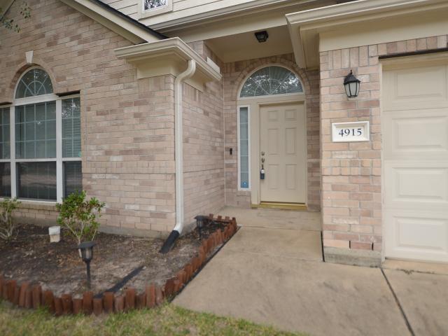 4915 Ibis Lake Court