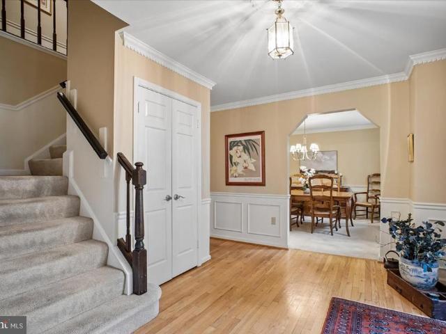 4915 Shadow Valley Drive