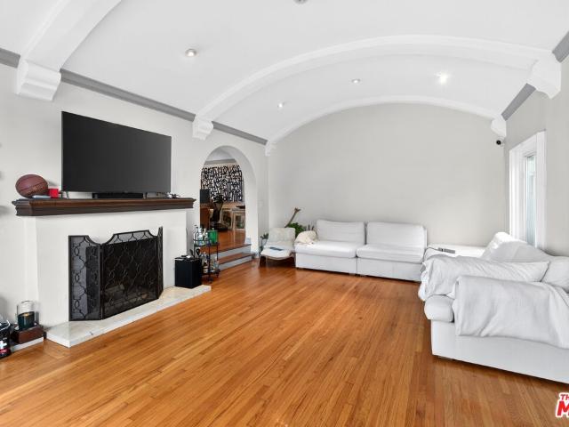 4915 West Blvd, View Park, CA 90043 | MLS #26650