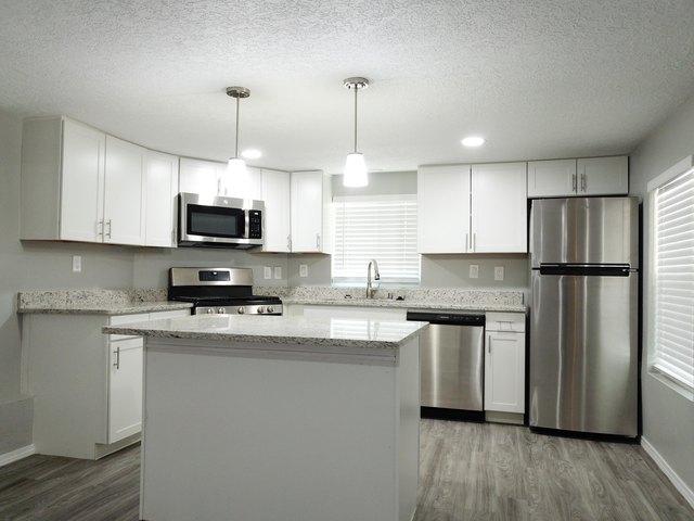 4916 Moore Cir, Los Lunas, NM 87031