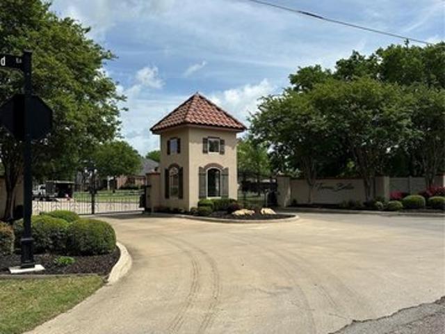 4916 Castello Dr, Durant, OK 74701