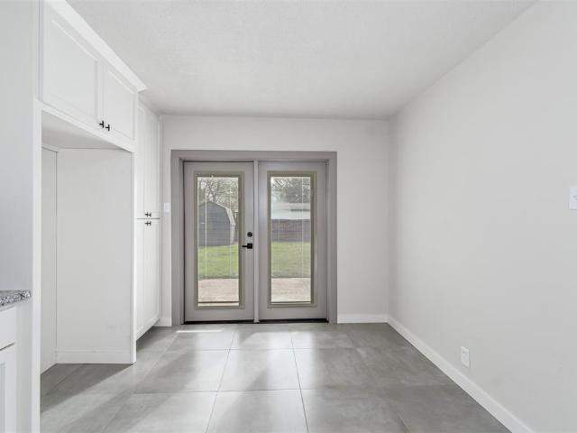 4916 Susan Lee Lane