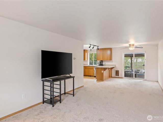 4916 th Street Ct E